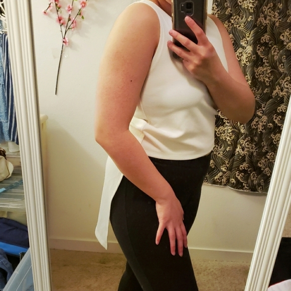 Tops | White Crop Top With High Low Tail | Poshmark